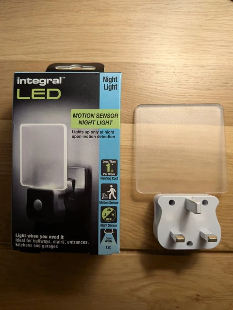 MOTION SENSOR NIGHT Light - 2 Pack - Plug In £5.00 - PicClick UK