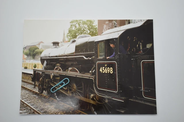 TRAIN PHOTOGRAPH OF Railway LMS Locomotive No 45698 - Bury Station (E73 ...