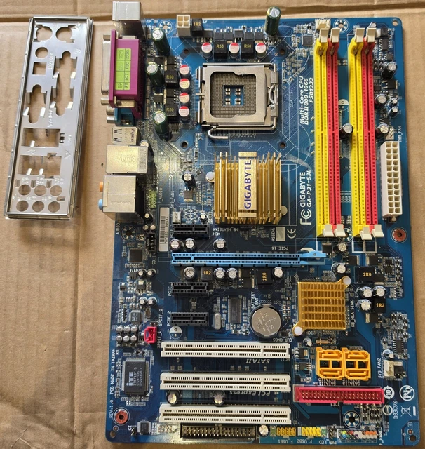 GIGABYTE GA-P31-S3L MOTHERBOARD & I/O Shield - LGA775 - 4 x DDR2 £24.99 ...