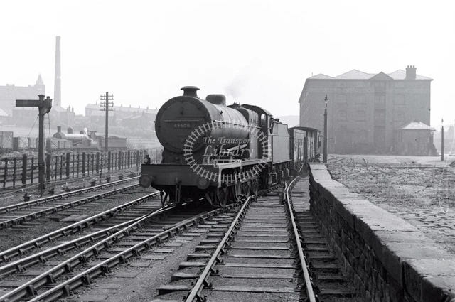 PHOTO BRITISH RAILWAYS Steam Locomotive Class 7F-B 49618 at Newton ...