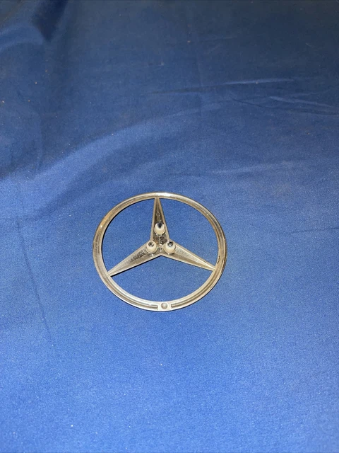 GENUINE MERCEDES-BENZ W205 C-class Rear Trunk Boot Emblem Badge ...