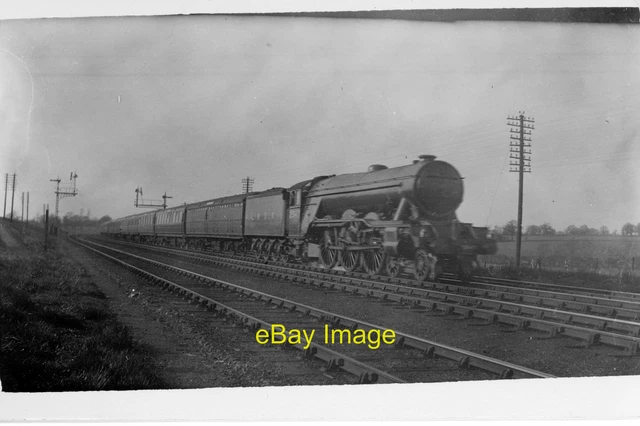 RAILWAY PHOTO 6X4 LNER 4-6-2 A3 2547 Up Flying Scotsman Potters Bar 9/5 ...