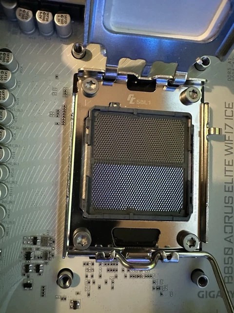 AORUS B850 ELITE WIFI7 Ice AM5/B850/DDR5/S-ATA 6Gb/S/Atx Motherboard £ ...