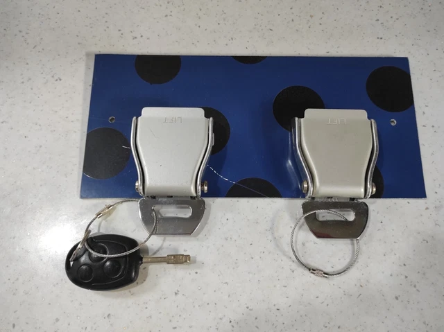 BRITISH AIRWAYS BOEING 747 Blue Speedmark Fuselage Aircraft Seatbelt ...