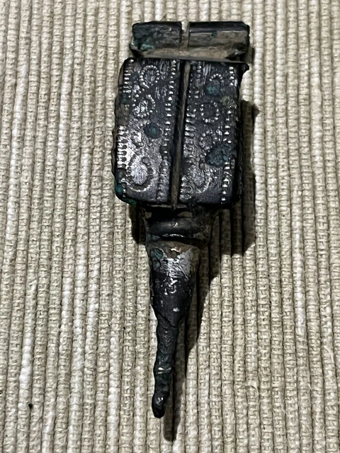 LOT DE FIBULES Romaines Dont Une Argenté Et Gravée. EUR 20,00 - PicClick FR