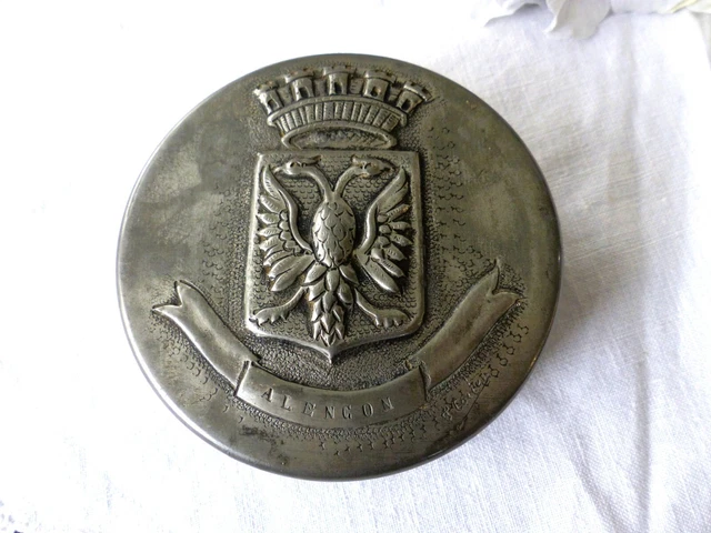 BOITE COFFRET ROND Etain ART DECO Blason de la ville d ALENCON Signé J ...