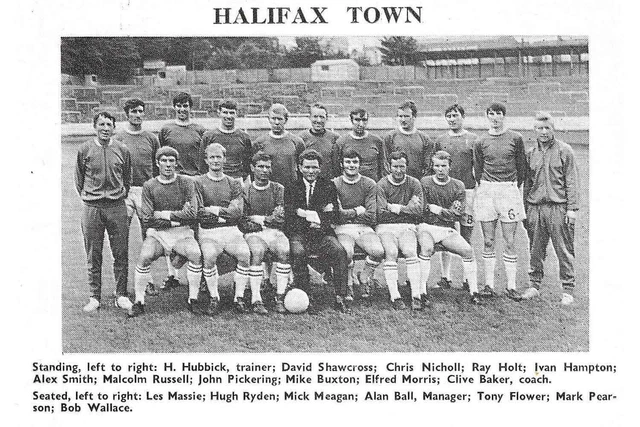 HALIFAX TOWN FOOTBALL Team Photo>1968-69 Season £3.50 - PicClick UK