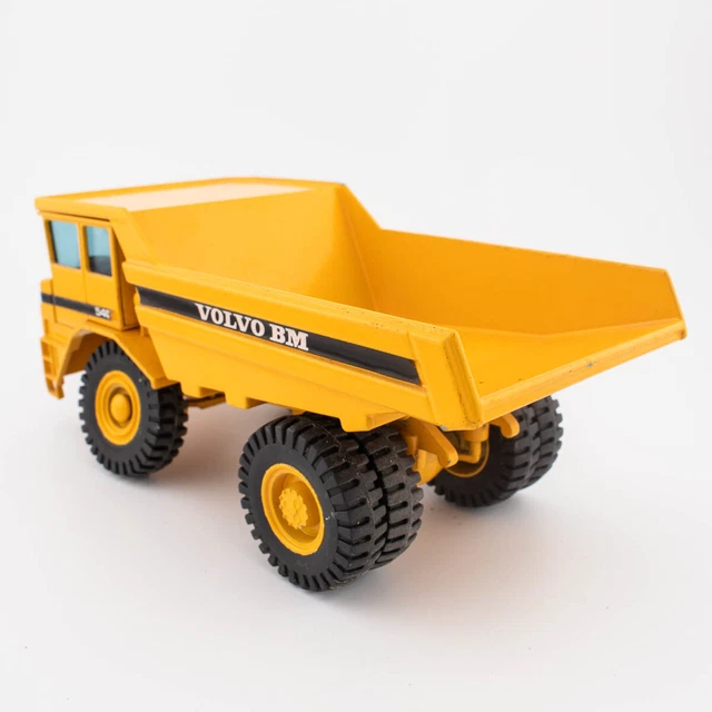 JOAL COMPACT 228 VOLVO BM540 RIGID DUMPTRUCK Exc. Condition 1/50 Scale Model £12.75 - PicClick UK