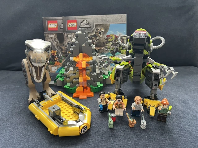 LEGO JURASSIC WORLD Set 75938 T Rex vs Dino-Mech Battle. Retired ...