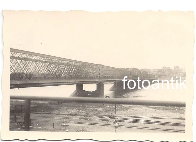 FOTO 2 WK Polen Warschau unzerstörte Brücke über die Weichsel Häuser ...