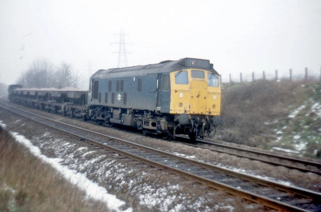 ORIGINAL 35MM COLOUR slide BR Class 25 no. 25073 near Leamington ...