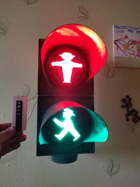 LED TRAFFIC LIGHT with remote control pedestrian traffic light GDR ...