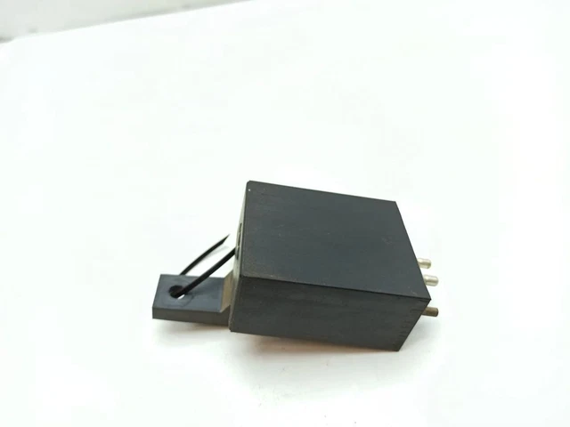 MERCEDES-BENZ W114 W115 1975 Hazard warning light relay 1078200110 ...