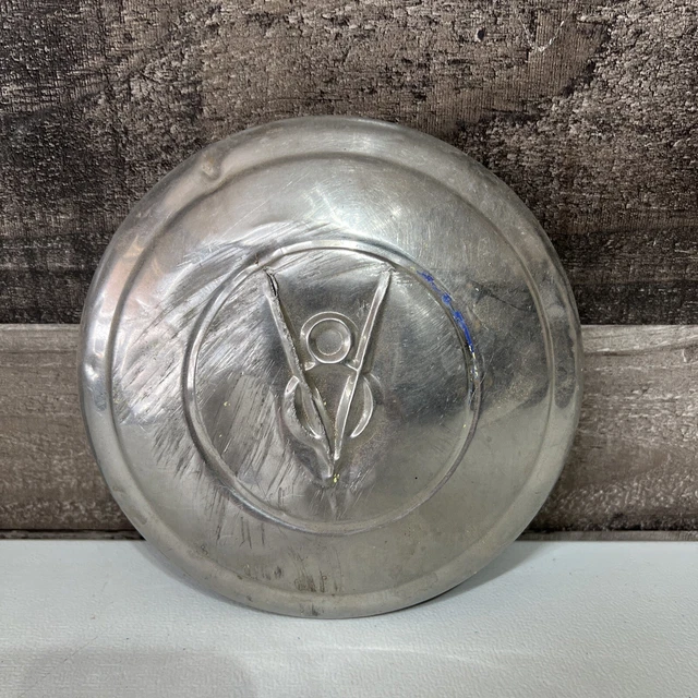 FORD V8 HUB Cap 7" Wheel Center 1930s Vintage Man Cave Wall Hanger 35 ...