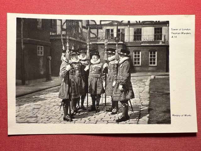 CARTOLINA - TOWER of London - Yeoman Warders - 1935 ca. EUR 9,99 ...