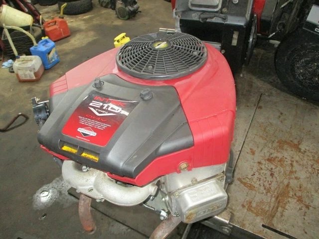 CRAFTSMAN BRIGGS & Stratton 21hp V-Twin Running Engine Motor 407577 ...