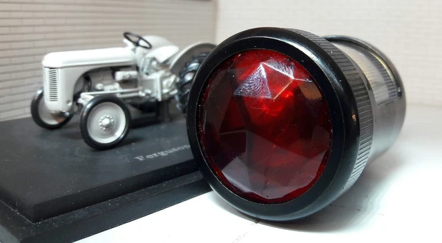 FERGUSON T20 CYCLOPS Tractor Lucas Type L582 Rear Brake Tail Light Unit ...