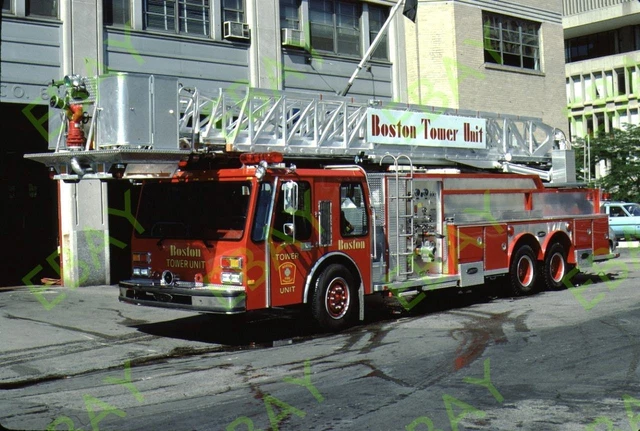 BOSTON FIRE APPARATUS SLIDE #25: TOWER UNIT 1985 E-ONE 1500/200 95' £5. ...
