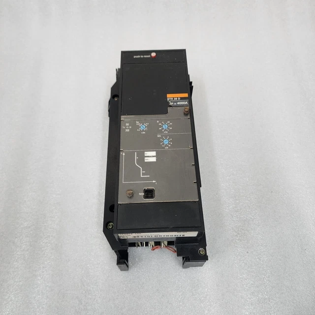 MERLIN GERIN STR28D Schutzschalter Auslösesteuergerät 4000A Tf2979 144 ...
