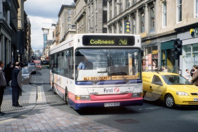 BUS PHOTO - First Glasgow MD87 R324GHS Dennis Dart SLF Plaxton Pointer ...