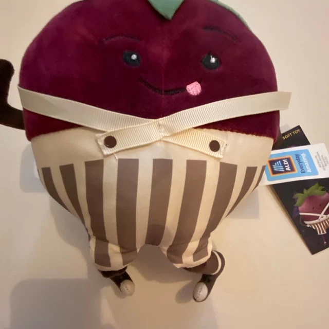 PLUM PALOOMPA WILLY Wonka Aldi 2023 Christmas plus toy Kevin Carrot ...