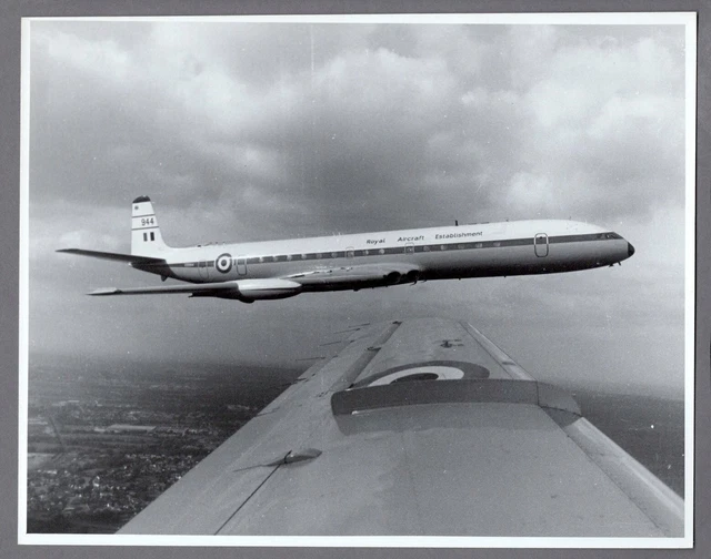 ROYAL AIRCRAFT ESTABLISHMENT De Havilland Comet 4 Original Rae Stamped ...