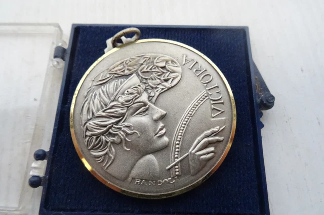 MEDAGLIA MOTO CLUB Astor 1980 Guzzi Gilera Bianchi EUR 25,03 - PicClick IT