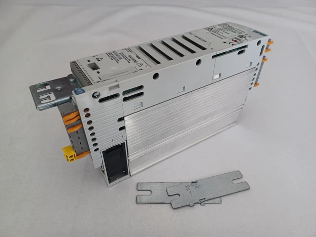 LENZE FREQUENCY CONVERTER 8200 vector E82EV152_2C000 / 13142269 1.5KW ...