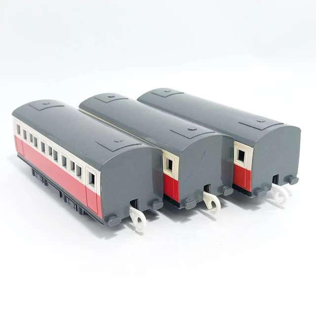 SET OF 3 pcs Red Express Coach Passenger Thomas Train Trackmaster TOMY ...