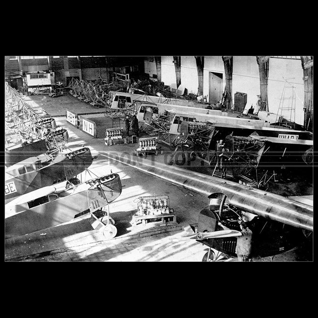 PHOTO AV.000137 FOKKER C.II (C.2) & F.III (F.3) AIRCRAFTS FACTORY ...