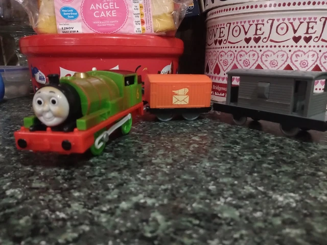 THOMAS AND FRIENDS Tomy Trackmaster motorized battery operated Dusty ...