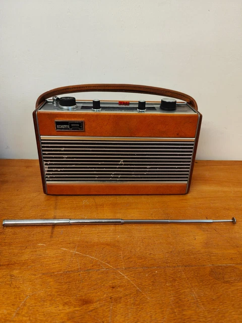 VINTAGE ROBERTS MODEL R505 LW/MW/VHF TRANSISTOR RADIO Brown Leather ...