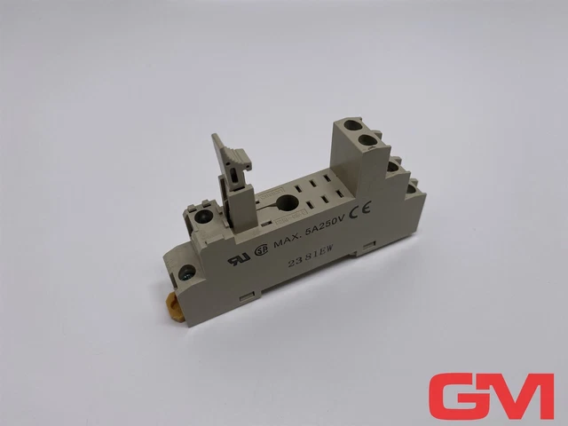 OMRON RELAISSOCKEL P2RF-08-E 5A 250V relay socket Relaisfassung 8-polig ...