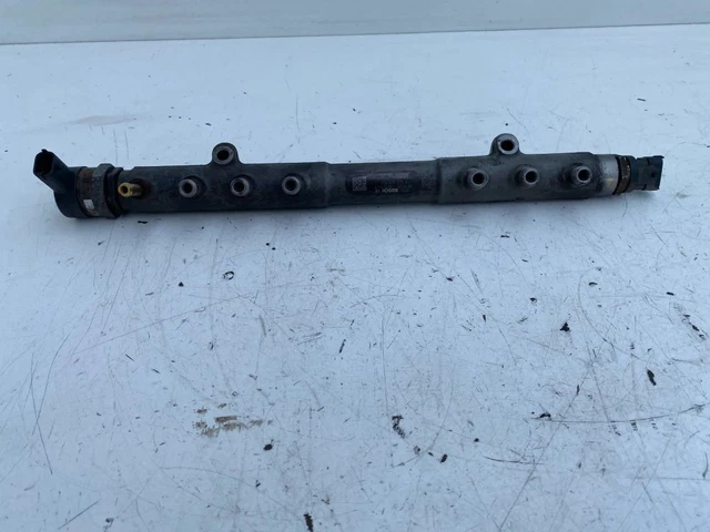 VOLVO V70 2010 Diesel fuel rail line pipe 31259011 GVI11960 £47.99 ...