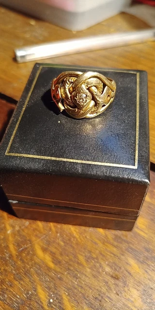 VICTORIAN 18CT YELLOW Old Gold Lovers Knot Ring - Repair Or Scrap £450. ...