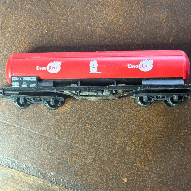 VINTAGE HORNBY ESSO Red Railway Model Tanker $10.00 - PicClick AU