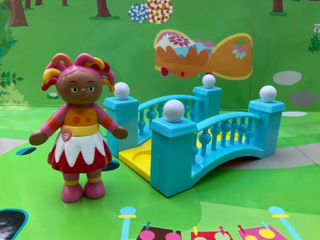 IN THE NIGHT Garden Upsy Daisy with Bridge - Ideal Cake Topper ...