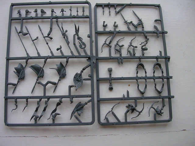 8 WOOD ELF Glade Riders on sprue OOP elves aelf steed Warhammer FB Age ...
