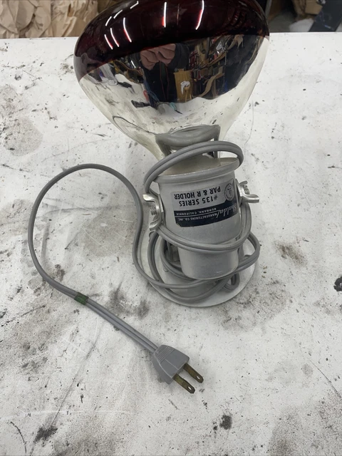 VTG RED SHALDA Lighting Products #135 Series Lightholder Industrial ...