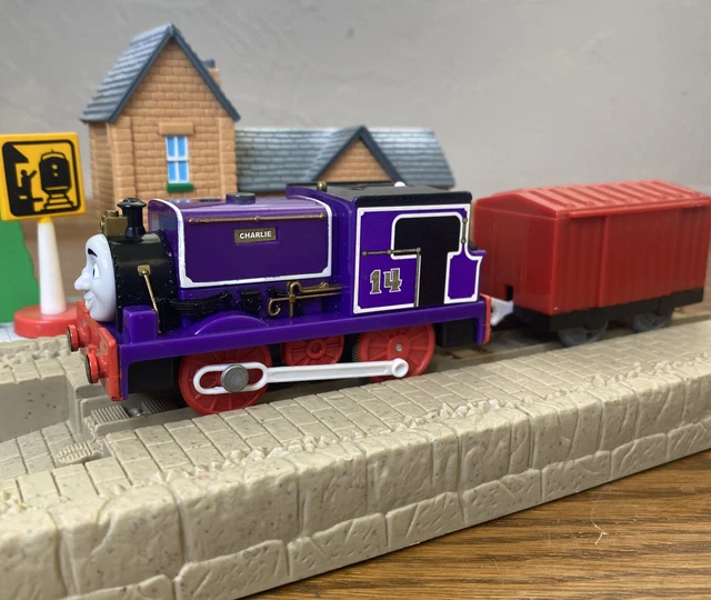THOMAS FRIENDS TRACKMASTER Charlie Red Covered Cargo Motorized Train ...
