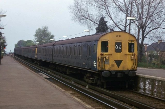 BRITISH RAIL 5907 Class 418 2-SAP EMU Railway Photo £1.05 - PicClick UK