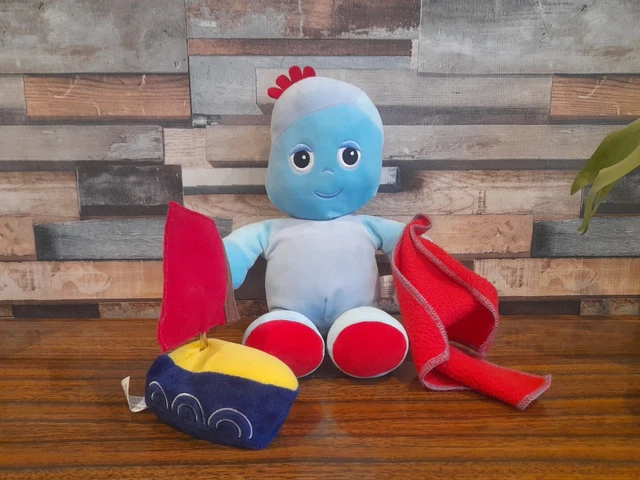 IN THE NIGHT Garden Iggle Piggle Wind Up Musical Boat And Soft Toy £13. ...