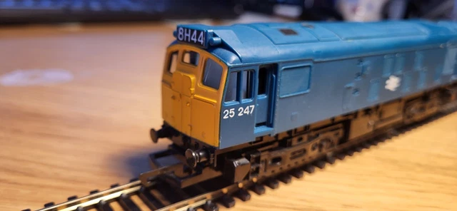 HORNBY OO GAUGE BR Blue Class 25 8H44 Diesel locomotive 25 247 £35.00 ...