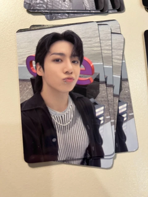 JUNGKOOK OFFICIAL PHOTOCARD BTS Album GOLDEN Kpop £14.99 - PicClick UK