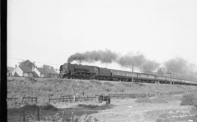 ORIGINAL 35MM NEGATIVE of 46231 at Kings Langley.With copyright. £3.99 ...