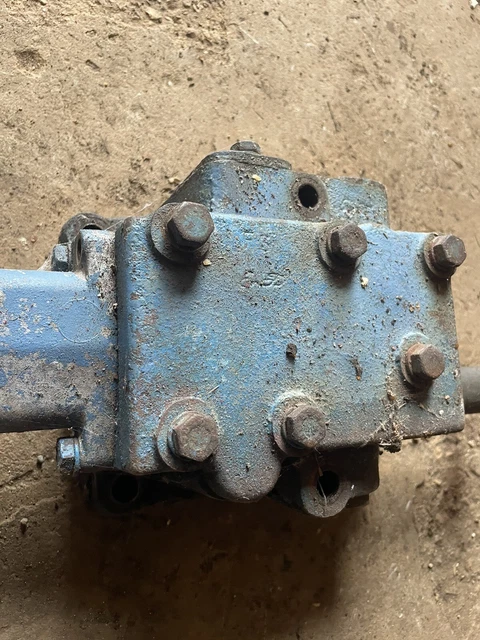 FORDSON MAJOR HYDRAULIC spool block £89.99 - PicClick UK