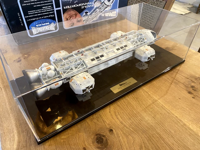 EAGLE TRANSPORTER COSMOS 1999 Signature Ed. Gerry Anderson Replica ...