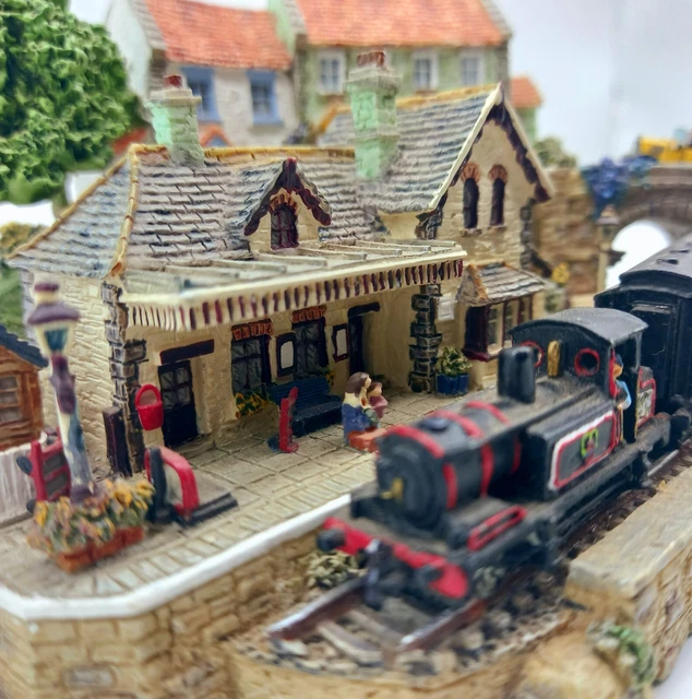 N SCALE GAUGE Model Railway Steam Locomotive Train Diorama Village ...