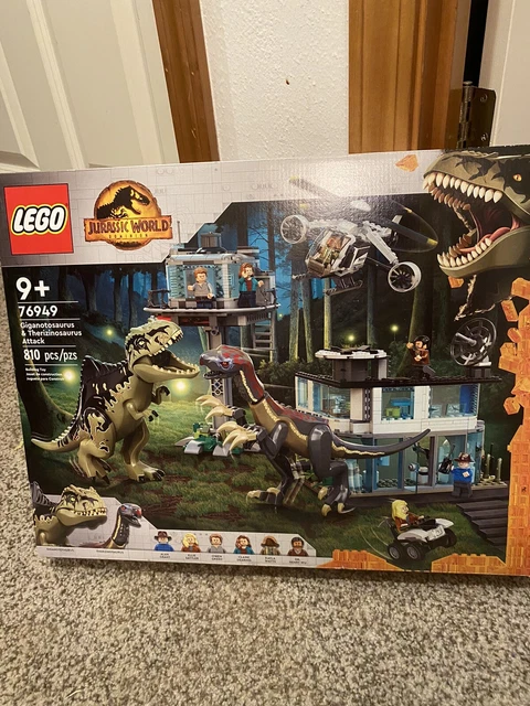 LEGO JURASSIC WORLD: Giganotosaurus & Therizinosaurus Attack (76949) £ ...