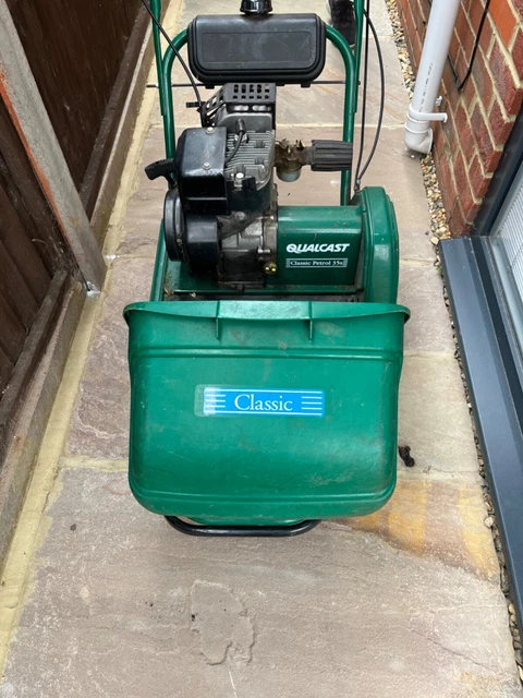 QUALCAST CLASSIC 35S petrol lawnmower and scarifier £120.00 - PicClick UK